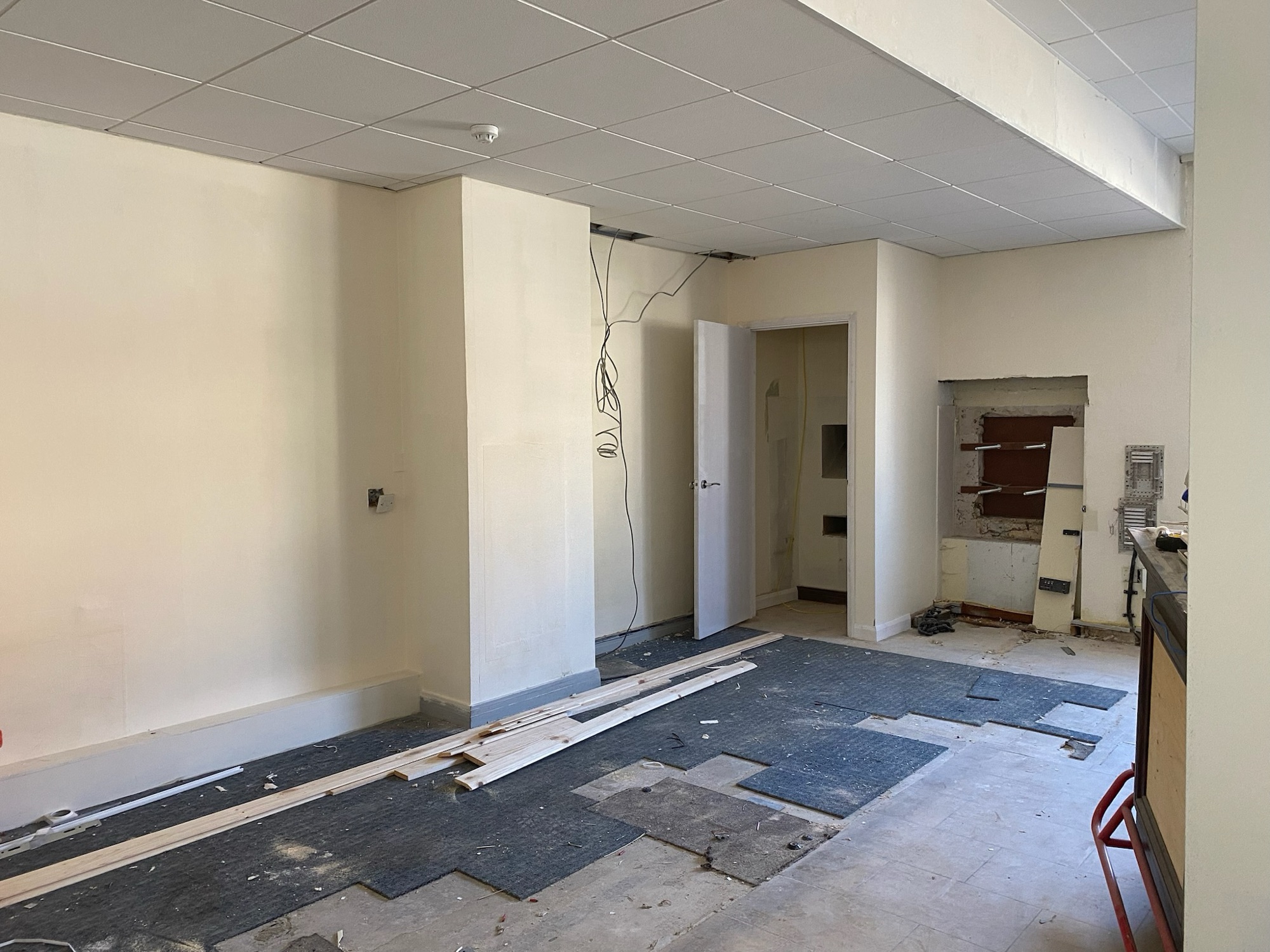 Exciting Renovation Update: New Ground Floor Ceiling Installation Completed